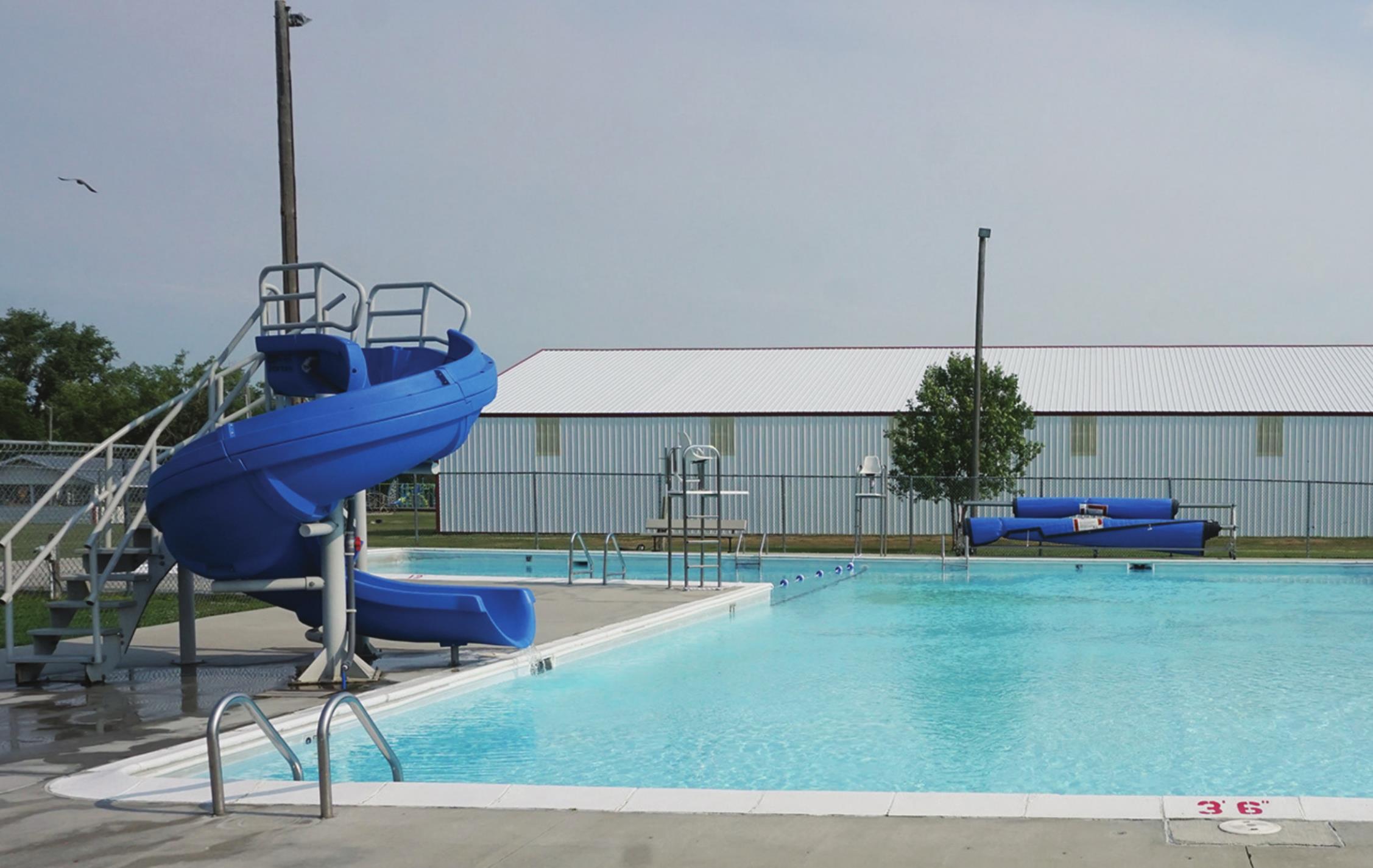 Drayton swimming pool needs new liner | Valley News and Views